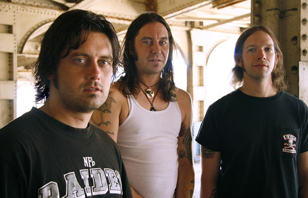 HIGH ON FIRE Releases New Single ‘Slave The Hive’ – Metalpaths.com